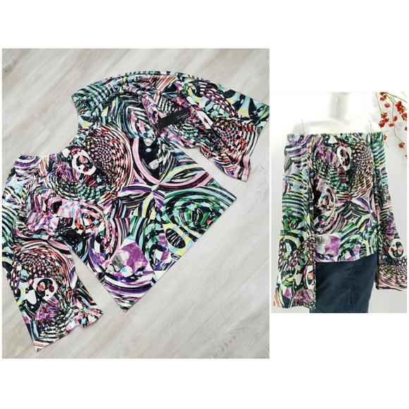 Inoah | Tops | New Inoah Wearable Abstract Art Velvet Off Shouldertop ...